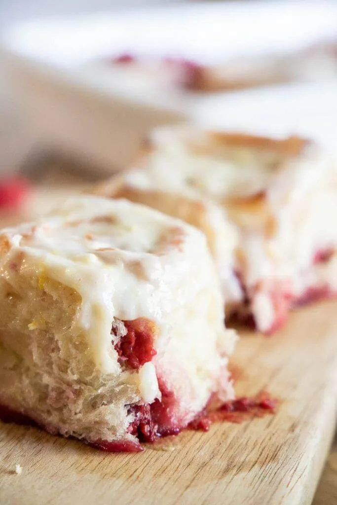 Incredible Raspberry Sourdough Sweet Rolls Recipe Using Sourdough ...